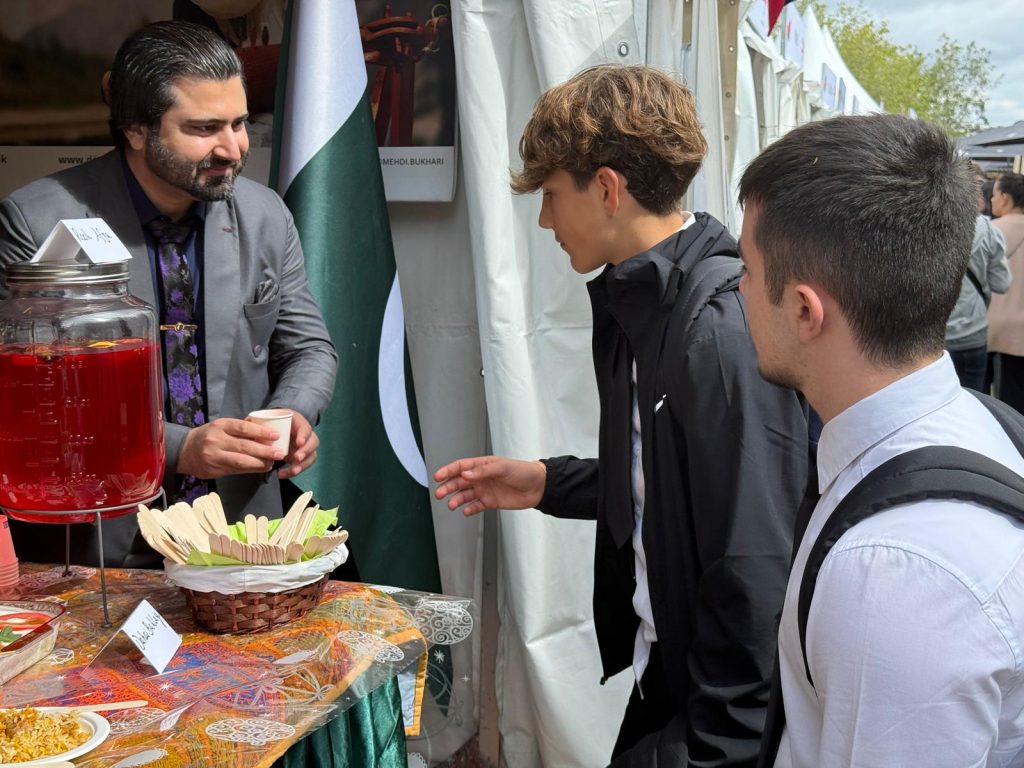 Pakistan pavilion shines at International Village of Gastronomy Paris - HP